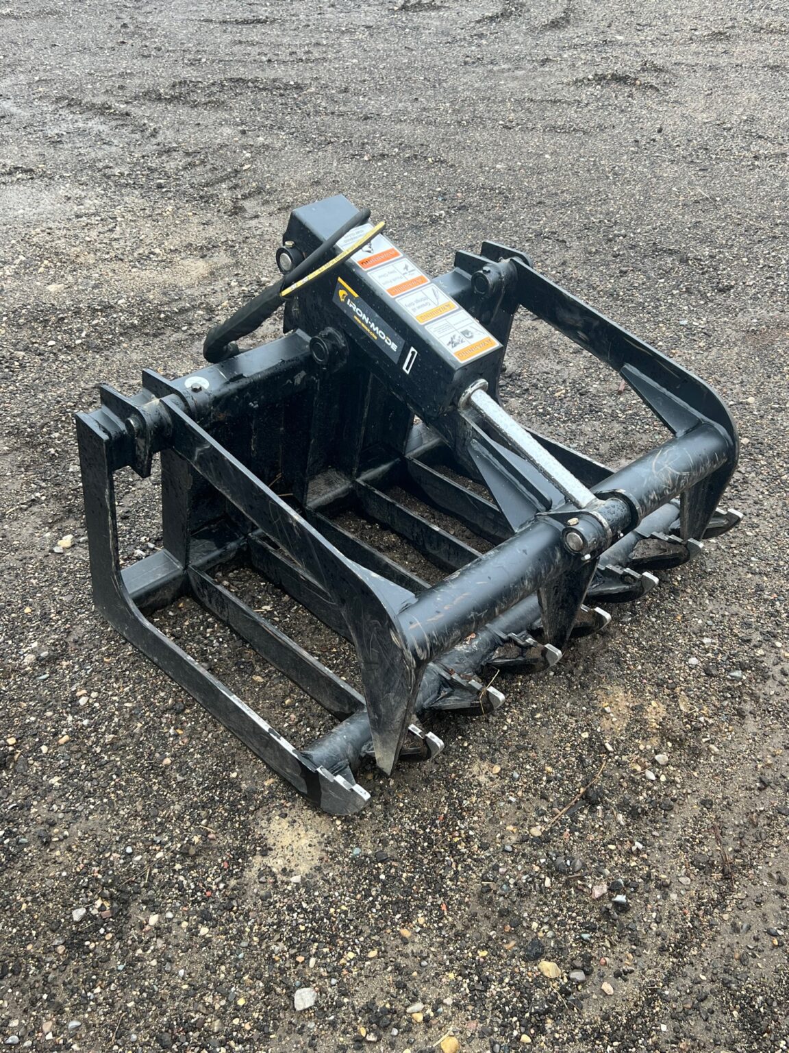 Reserve a Compact Skid Loader Root Grapple Attachment 36" at Ward's ...